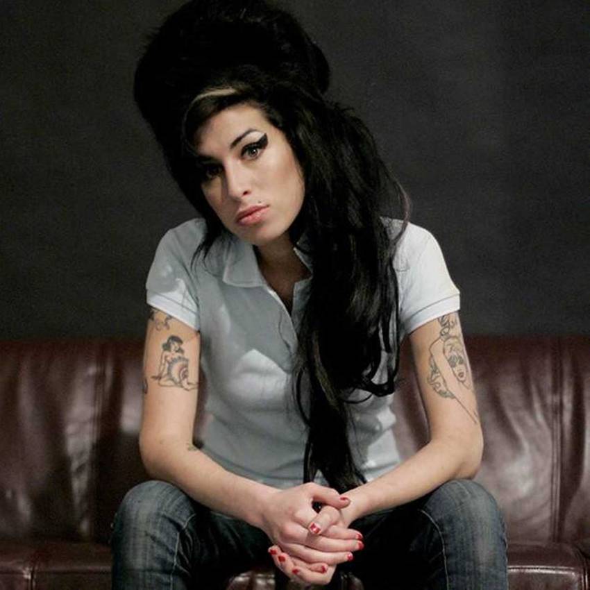 Amy Winehouse (14 shtator, 1983 – 23 korrik, 2011) – Dylberizm